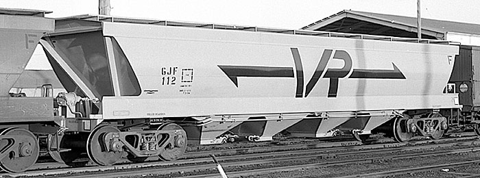 GJF bulk grain hoppers