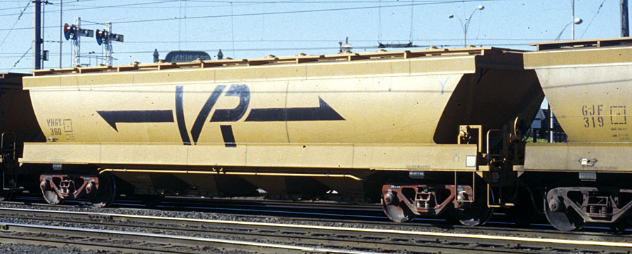 GJF bulk grain hoppers